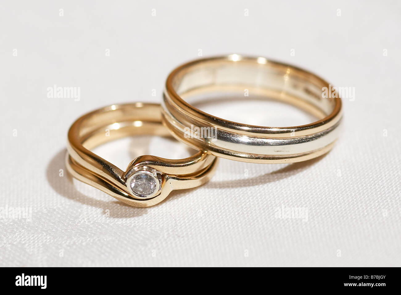 gold wedding rings Stock Photo - Alamy