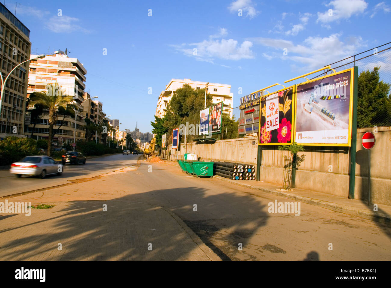 Housing development billboards hi-res stock photography and images - Alamy