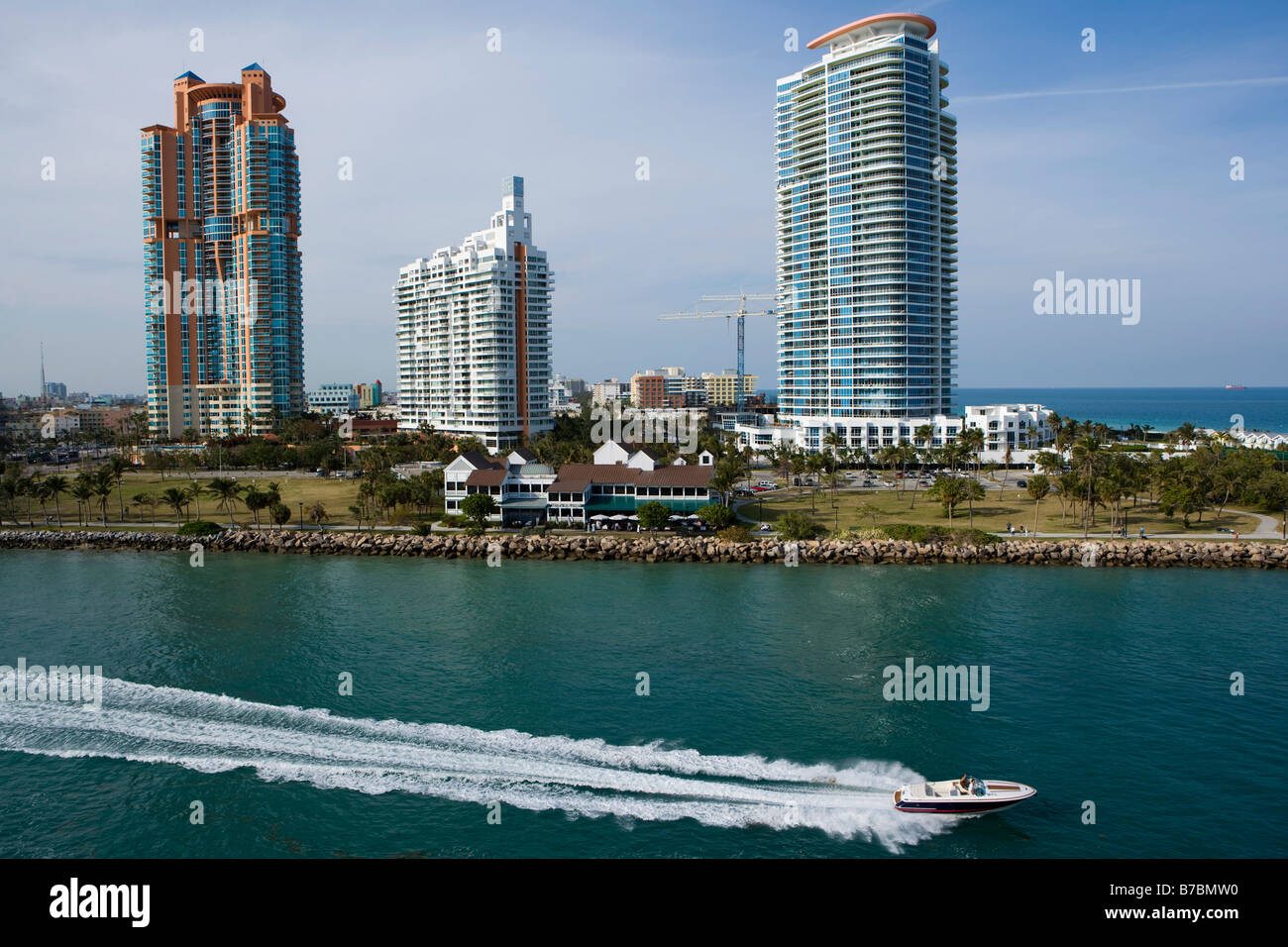 Miami beach club nightlife hi-res stock photography and images - Alamy