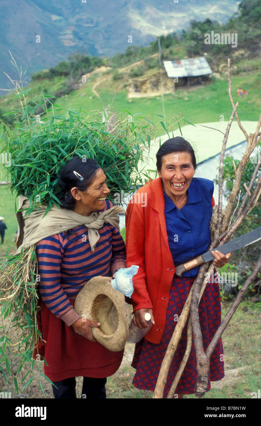 Peru women worker hi-res stock photography and images - Alamy