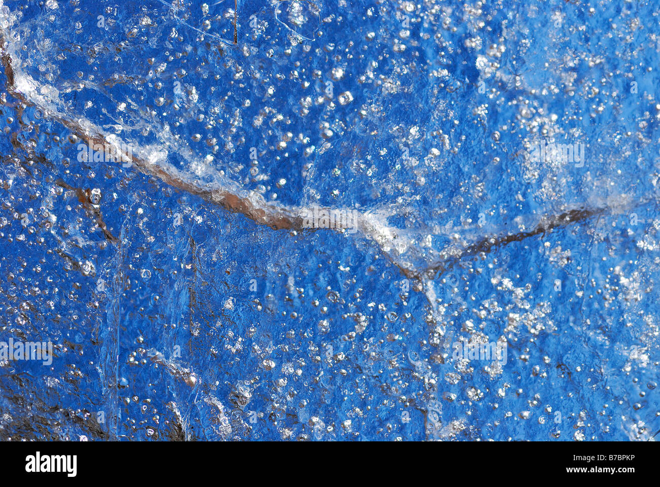 Detail of frozen water Stock Photo - Alamy