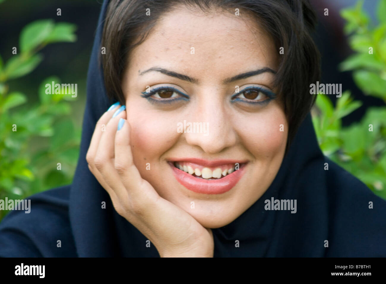 Beautiful iranian woman hi-res stock photography and images - Alamy