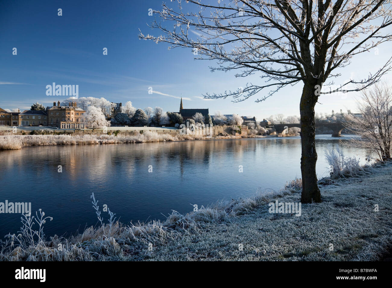 Scotland in winter Kelso on the River Tweed, Ednam House Hotel and St ...