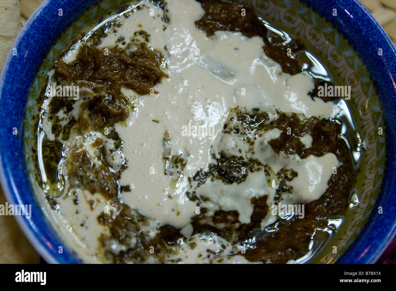 Iran kashk e bademjan hi-res stock photography and images - Alamy