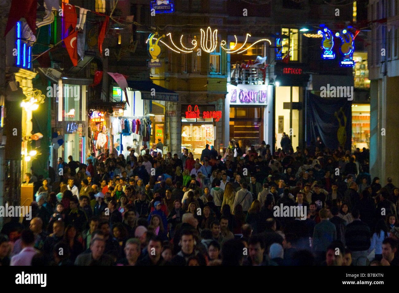 Pedestrian street in istanbul night hi-res stock photography and images ...