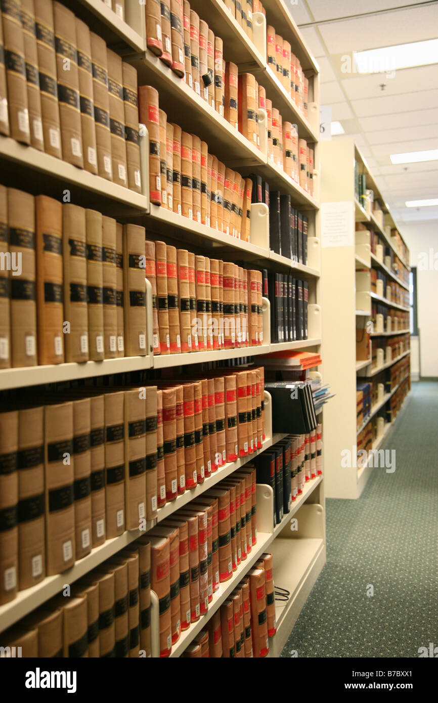 Law library hi-res stock photography and images - Alamy