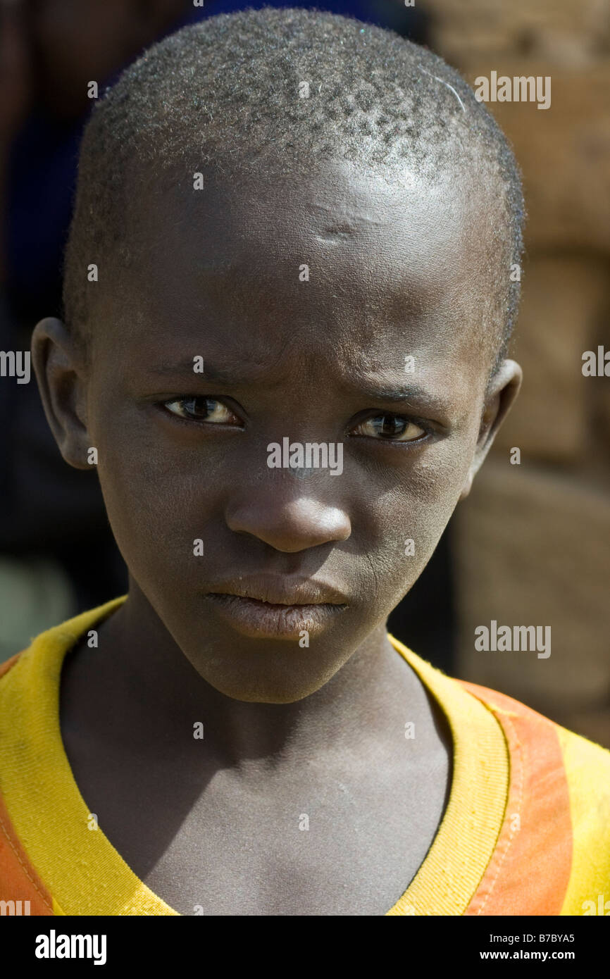 Dogon boy portrait mali hi-res stock photography and images - Alamy