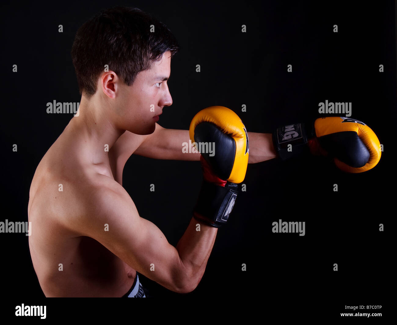 Youth boxing matches hi-res stock photography and images - Alamy