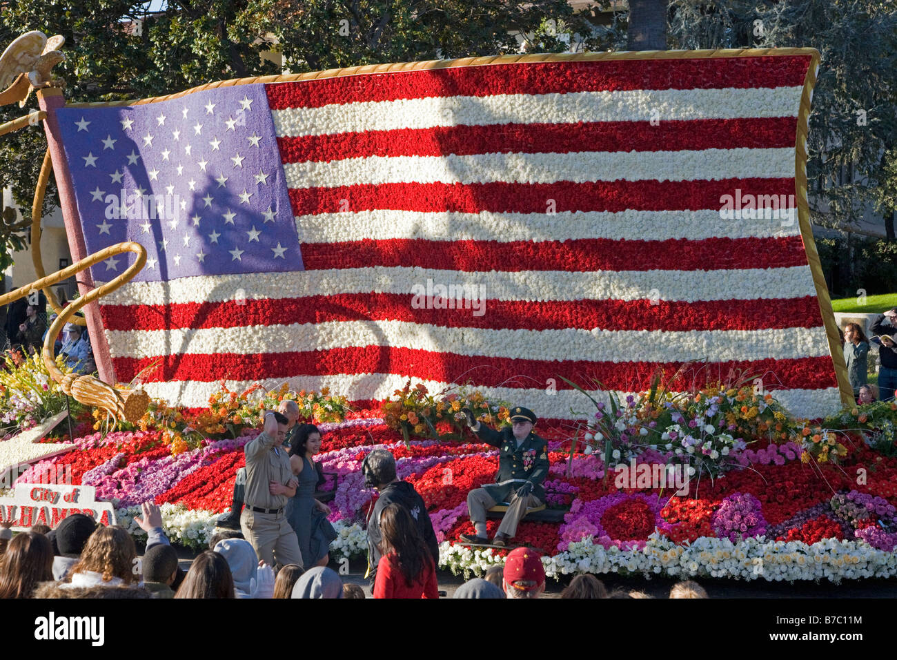 Parade float hi-res stock photography and images - Alamy