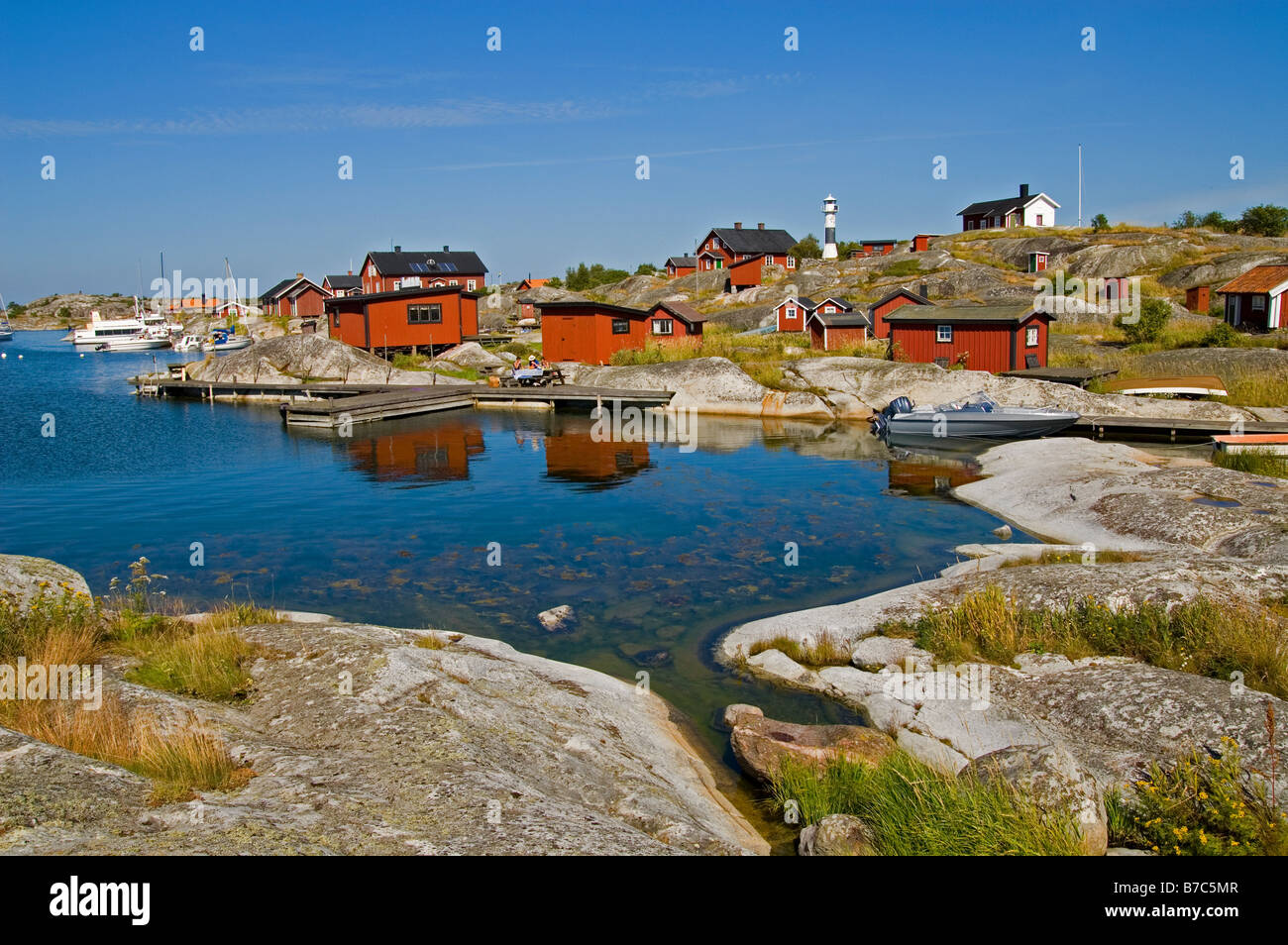 Red cliff village hi-res stock photography and images - Alamy