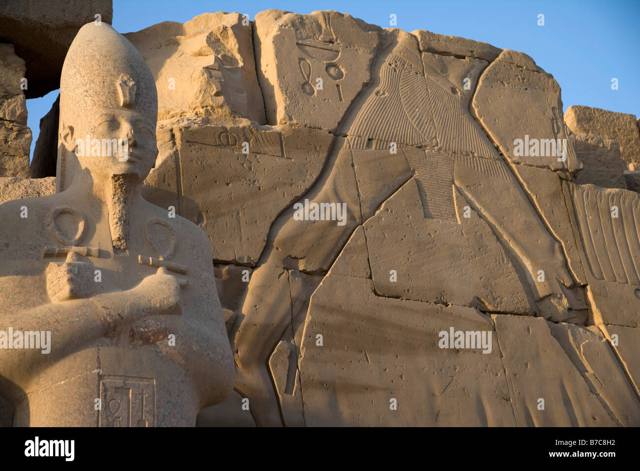 Inside ancient temple in egypt hi-res stock photography and images - Alamy