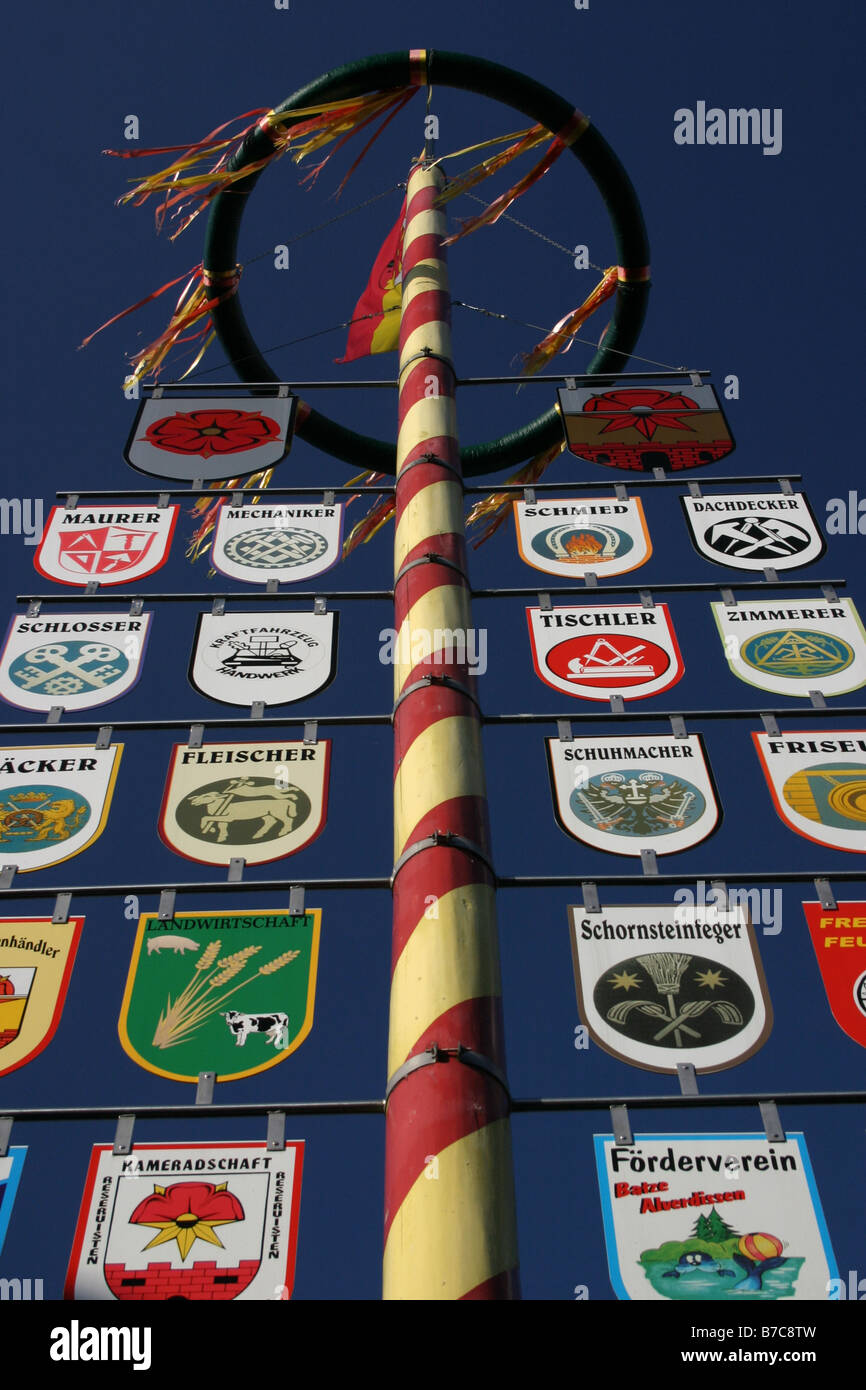 Guild emblems hi-res stock photography and images - Alamy