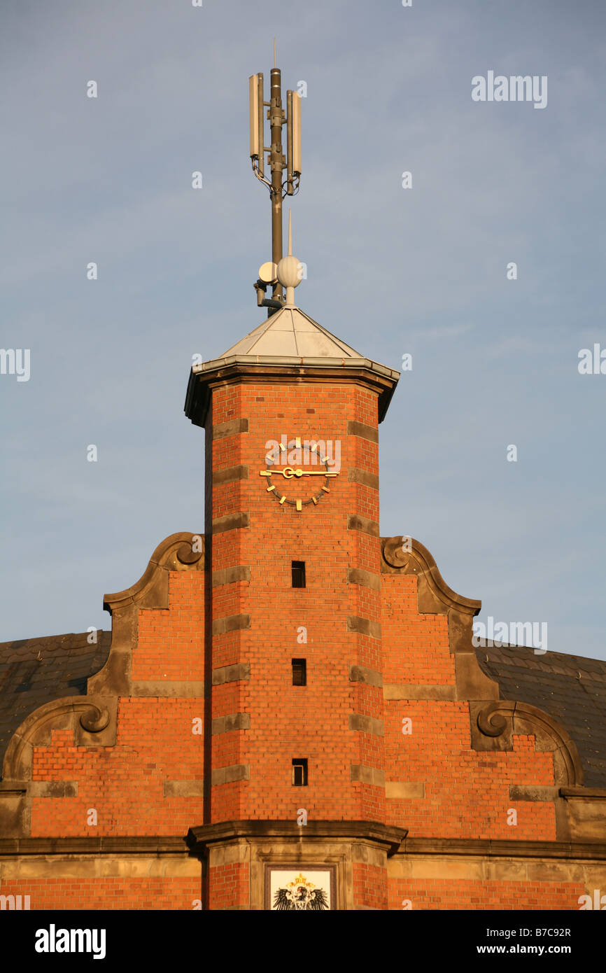 Coronation clock hi-res stock photography and images - Alamy