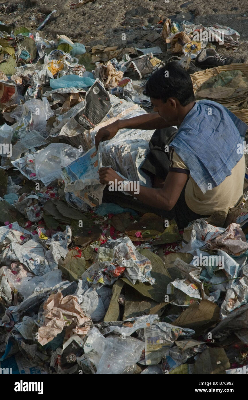 Rubbish collector hi-res stock photography and images - Alamy