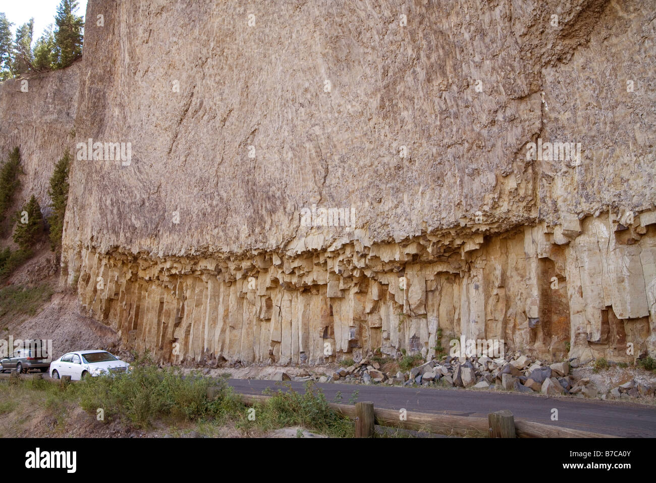 Yellowstone National Park Weeping Wall Stock Photo - Alamy