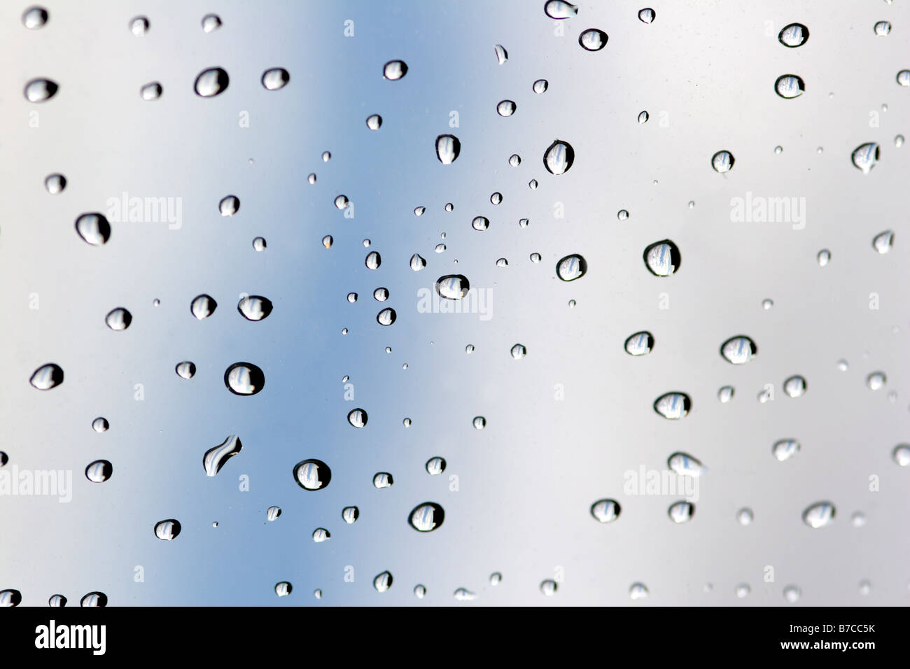 Rain drops glass hi-res stock photography and images - Alamy