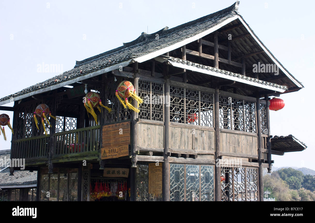 Traditional chinese building hi-res stock photography and images - Alamy