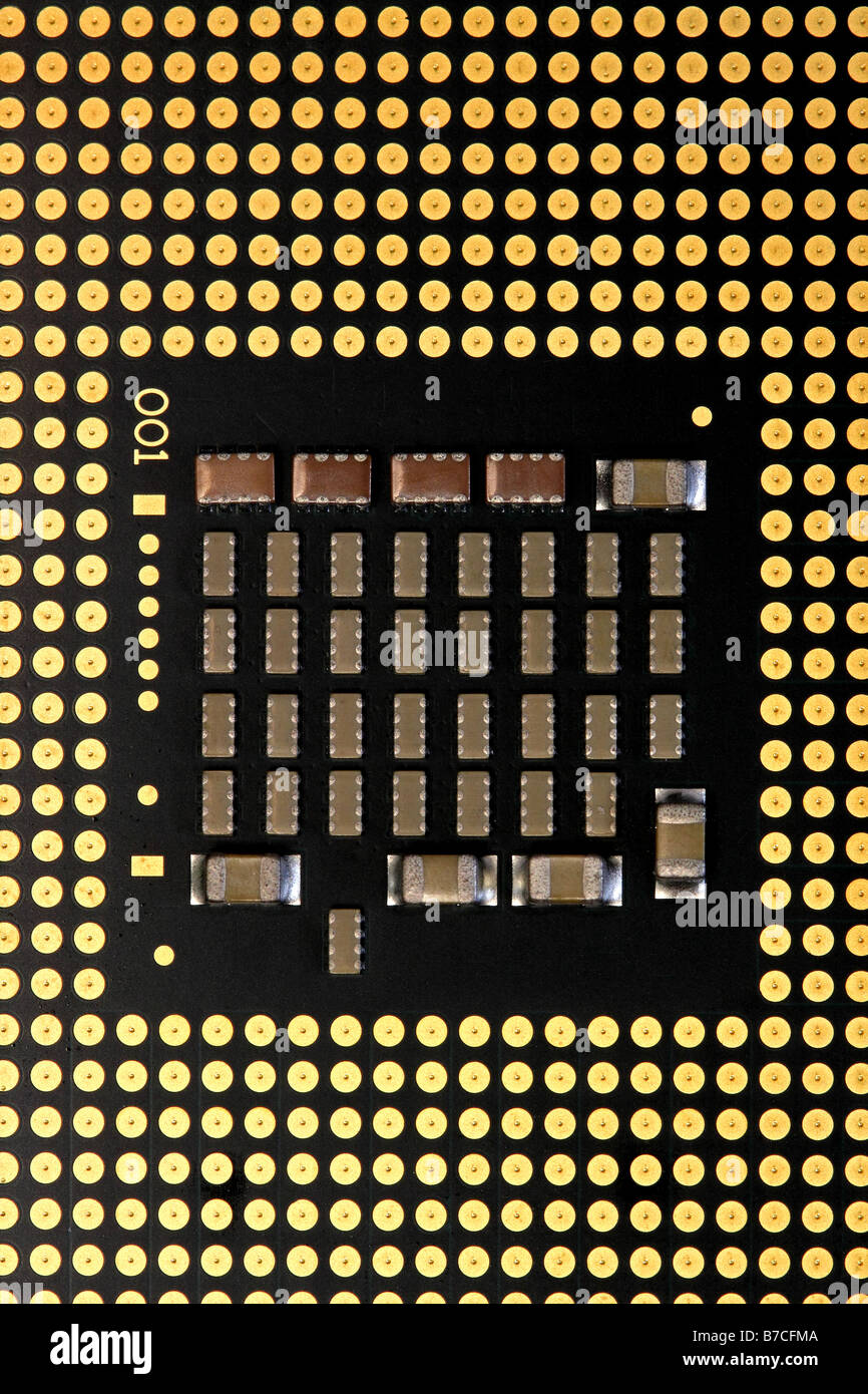 Pentium 4 microprocessor hi-res stock photography and images - Alamy