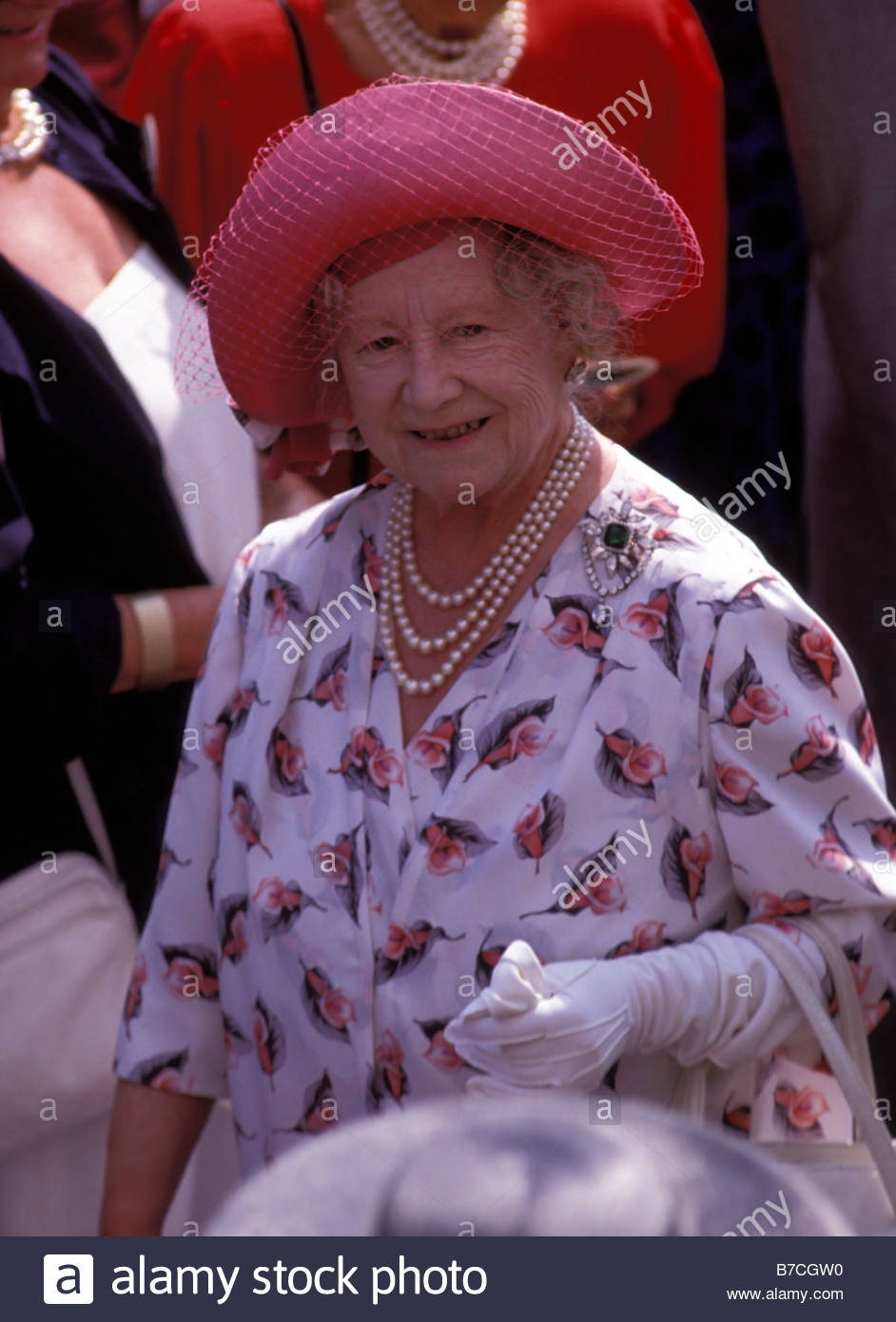 Queen Mother Elizabeth High Resolution Stock Photography and Images - Alamy