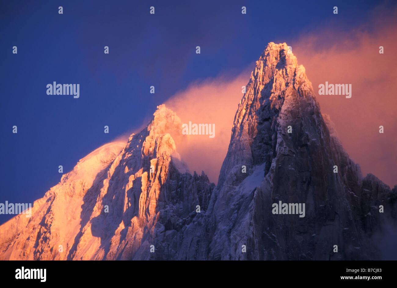 Le dru mountain hi-res stock photography and images - Alamy