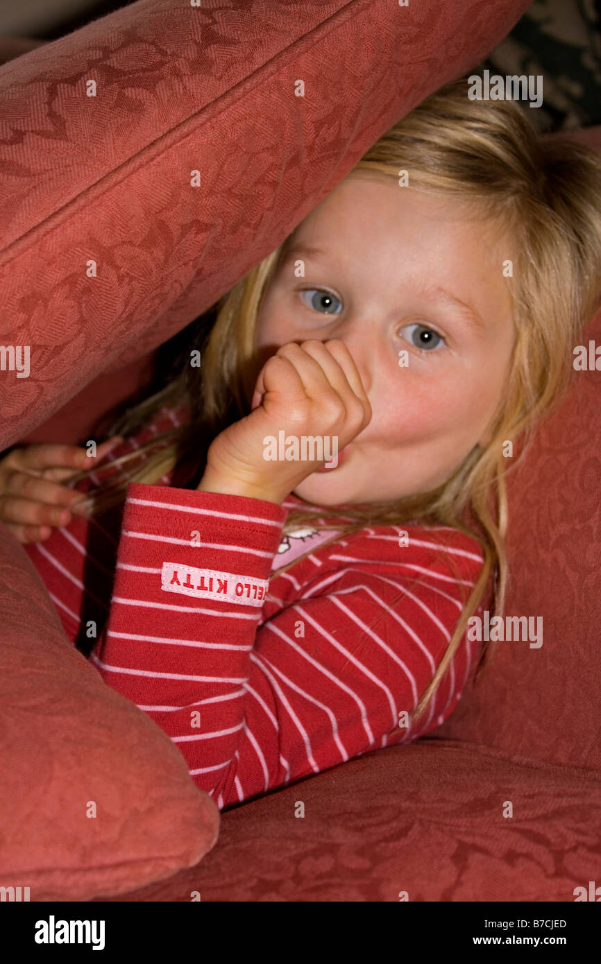 Child sucking hi-res stock photography and images - Alamy