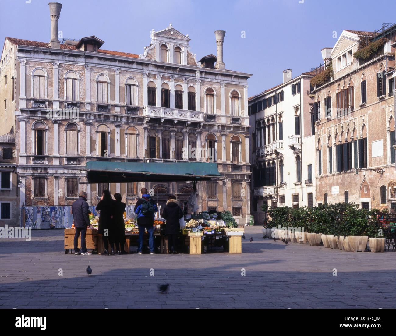 Santa maria formosa square High Resolution Stock Photography and Images ...