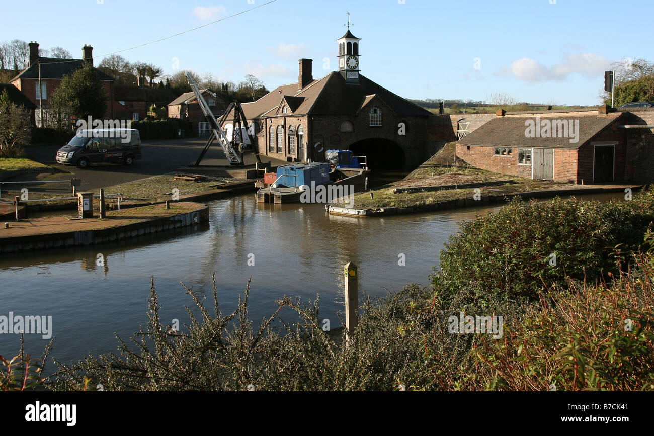 Nuneaton history hi-res stock photography and images - Alamy