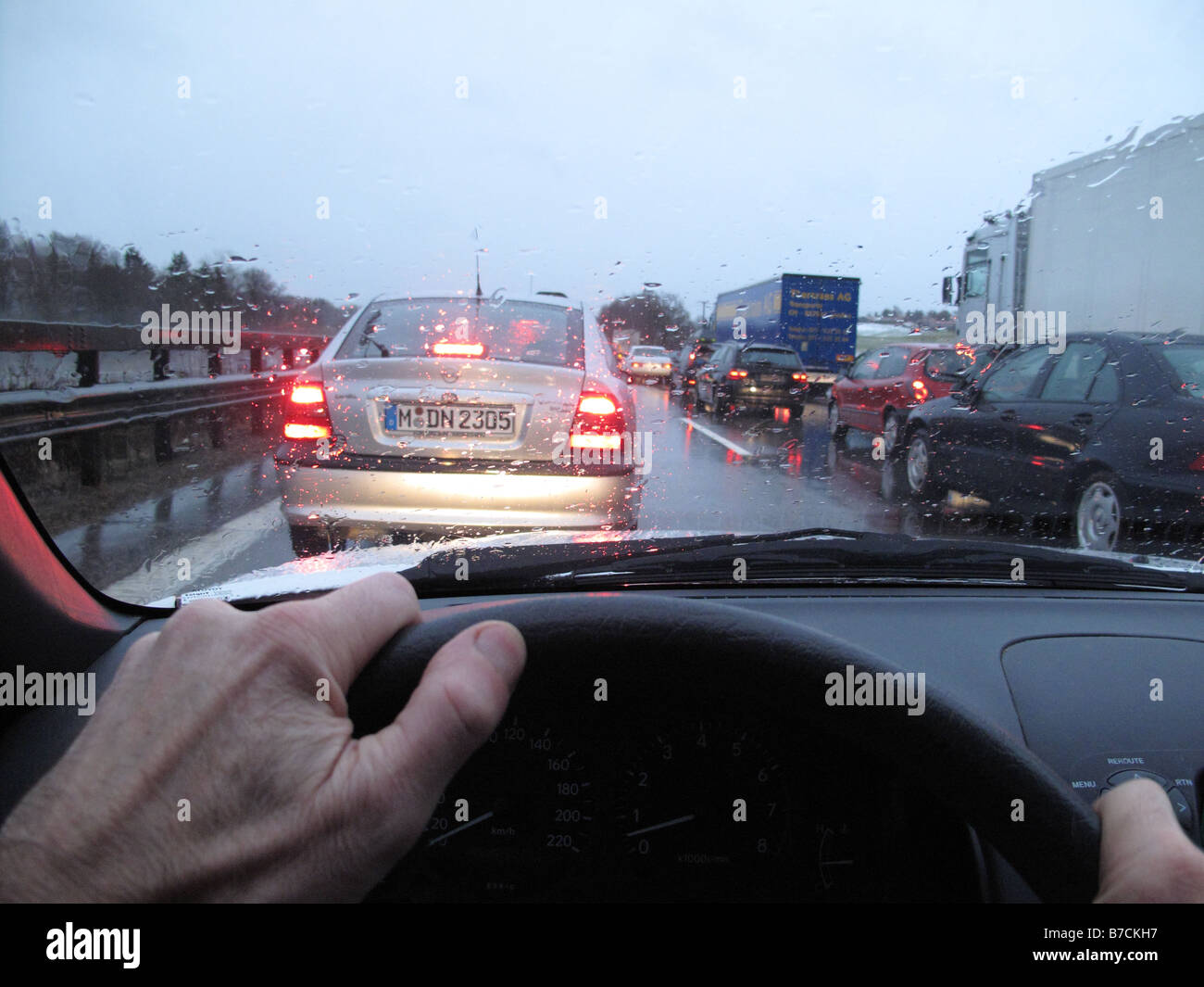 Drivers perspective hi-res stock photography and images - Alamy