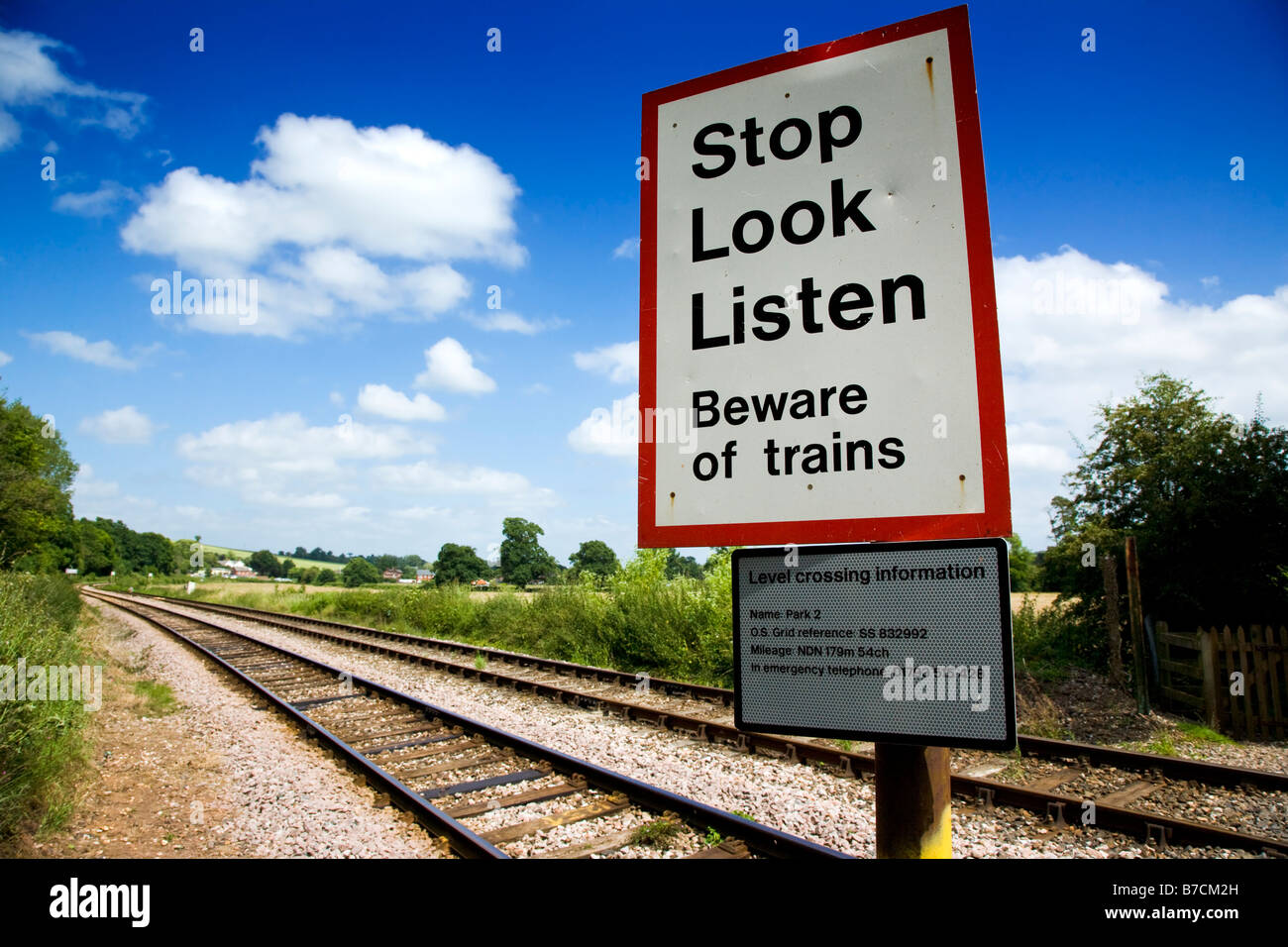 Stop look listen sign hi-res stock photography and images - Alamy