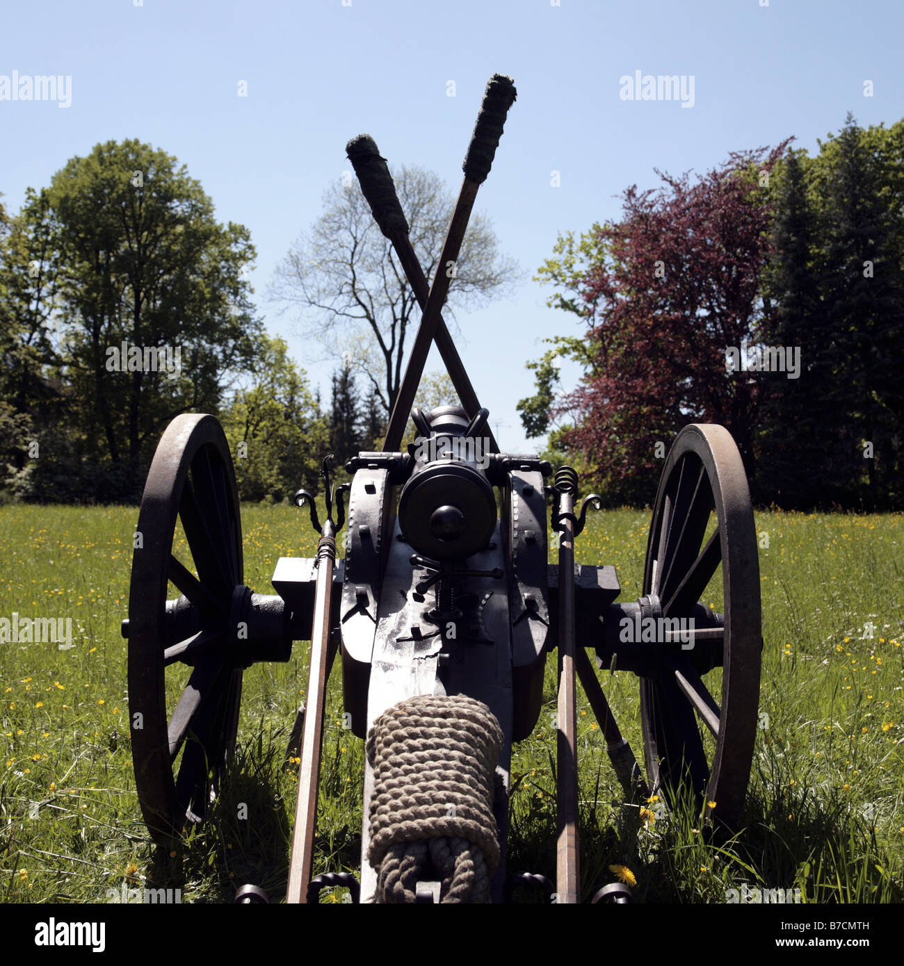 Cannon loader hi-res stock photography and images - Alamy