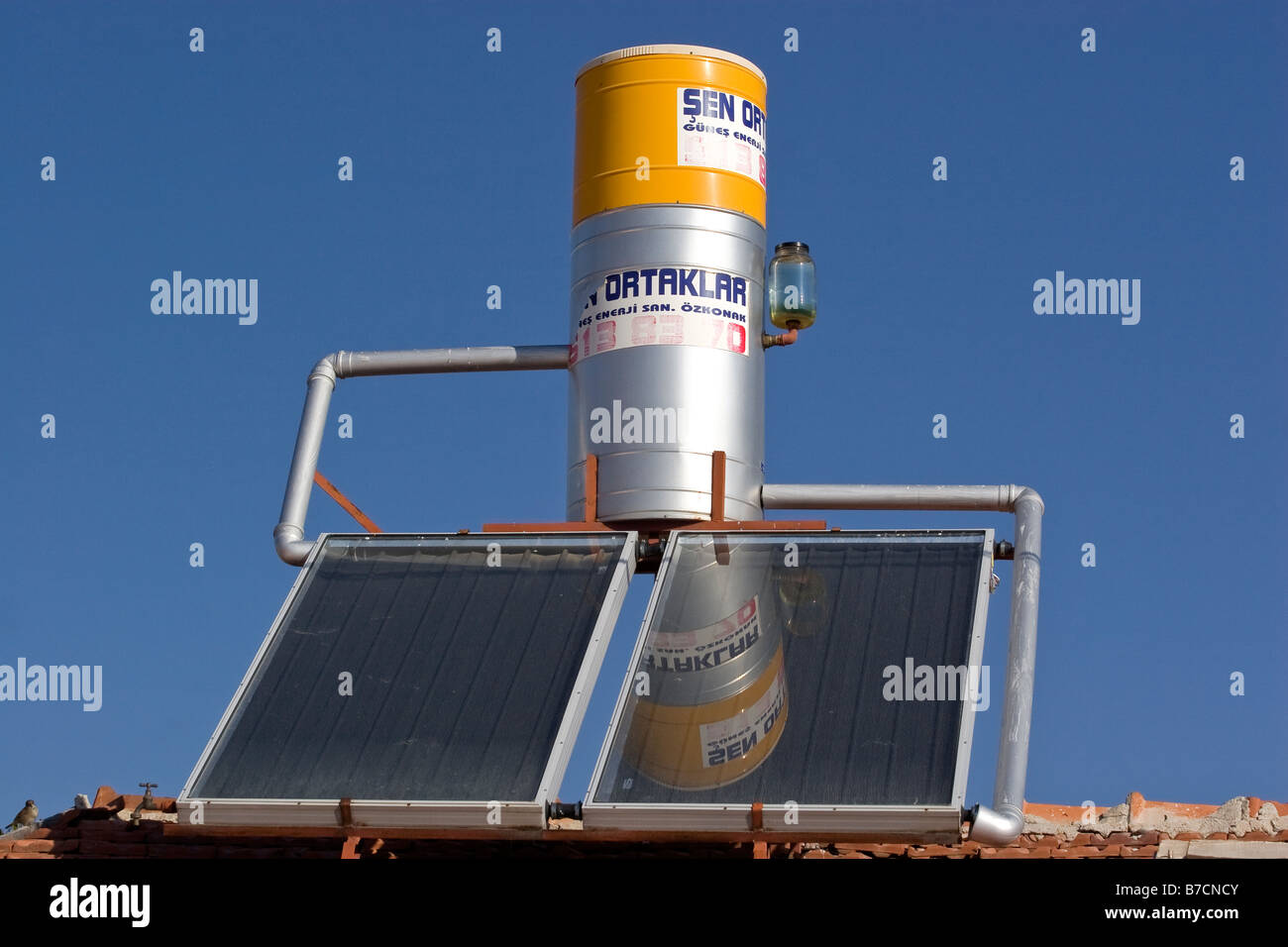Heating water solar energy hi-res stock photography and images - Alamy