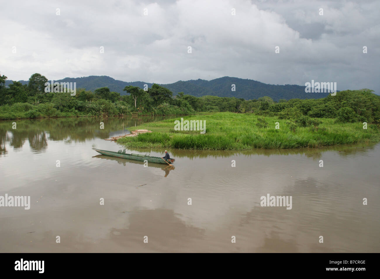 Rio Sambu river bend before Sambu village, in the rain forest in the ...