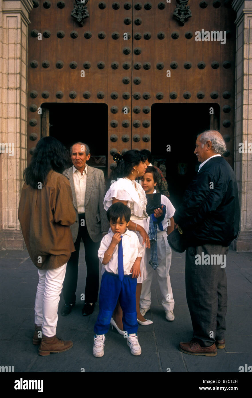 Peruvian people, family, family members, Cathedral, Plaza de Armas ...