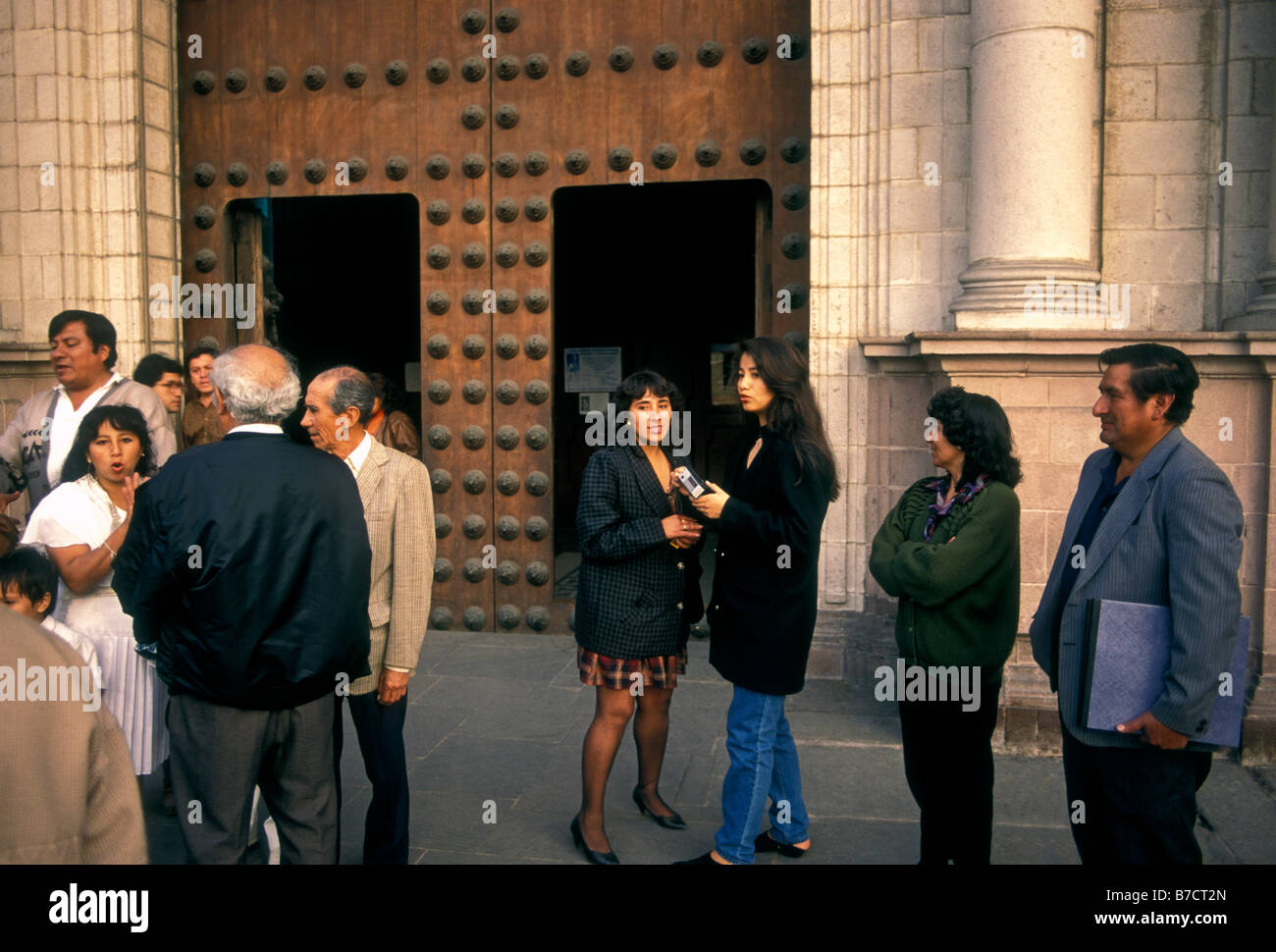 Peruvians, Peruvian family, extended family, family members, Cathedral ...