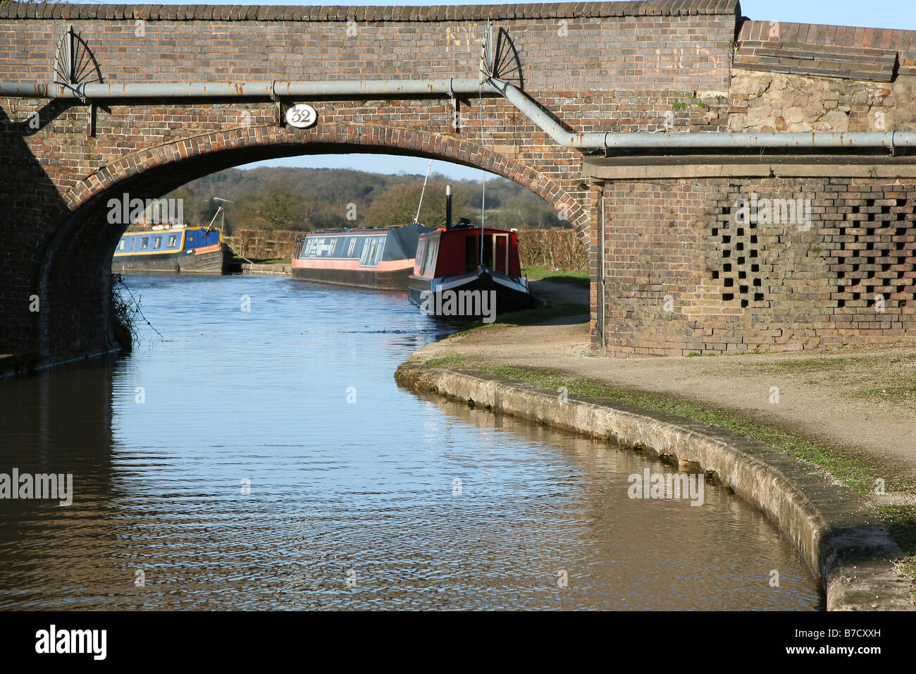 Nuneaton canal hi-res stock photography and images - Alamy