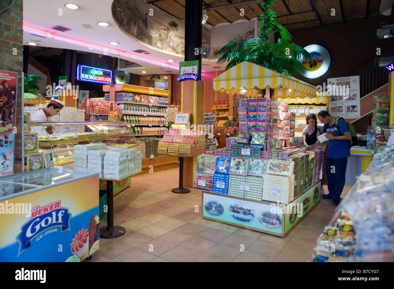 Turkish Sweet Shop, Istanbul, Turkey Stock Photo - Alamy