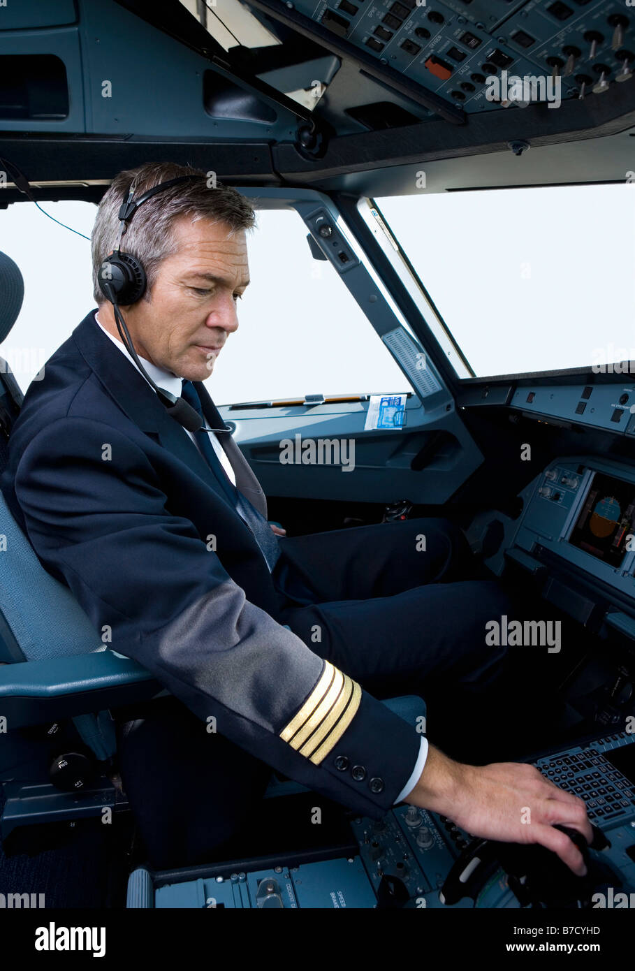 Pilot in the cockpit hi-res stock photography and images - Alamy
