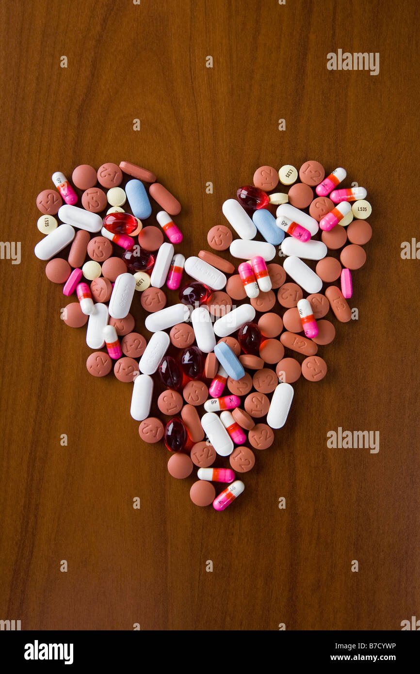 Pill shaped pills hi-res stock photography and images - Alamy