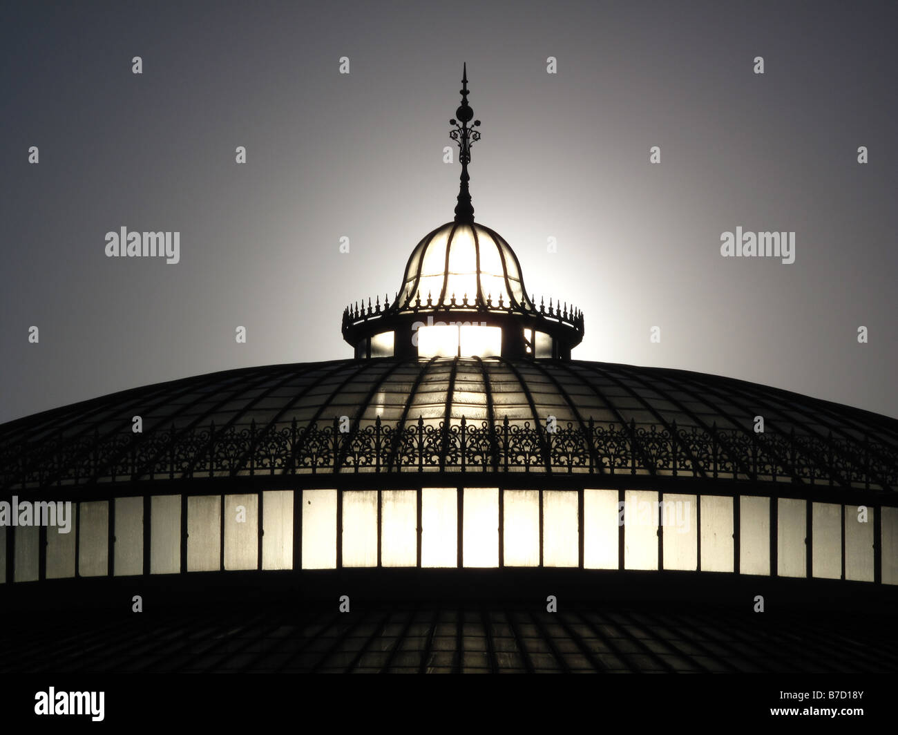 Kibble palace hi-res stock photography and images - Alamy