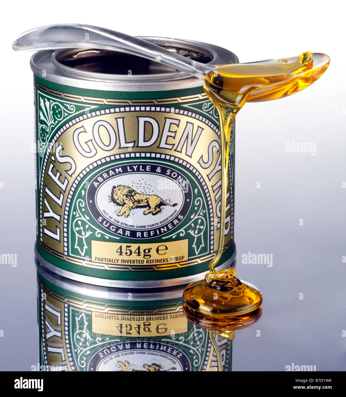 CAN OF GOLDEN SYRUP Stock Photo - Alamy