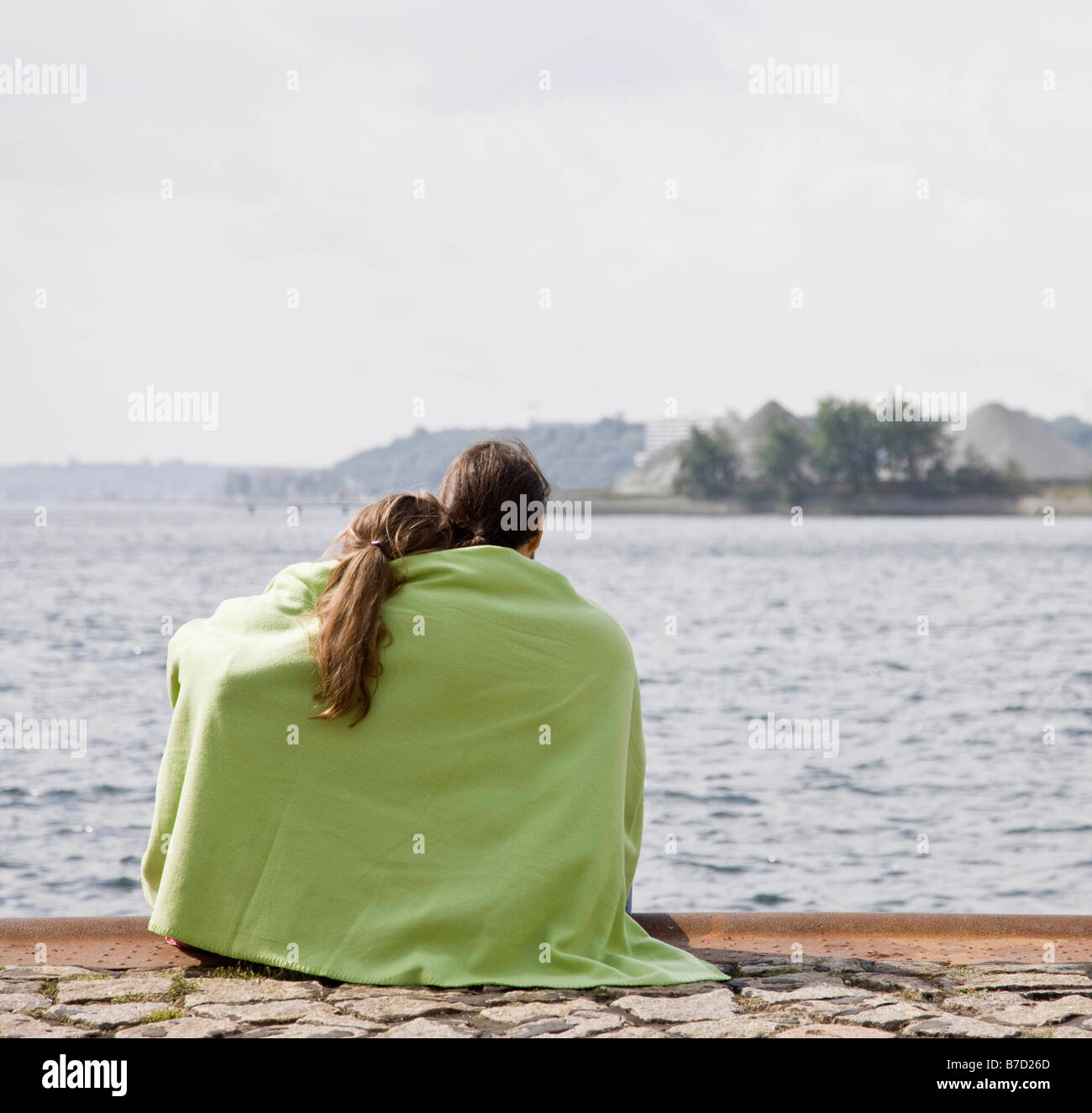 Man staring at lake hi-res stock photography and images - Alamy