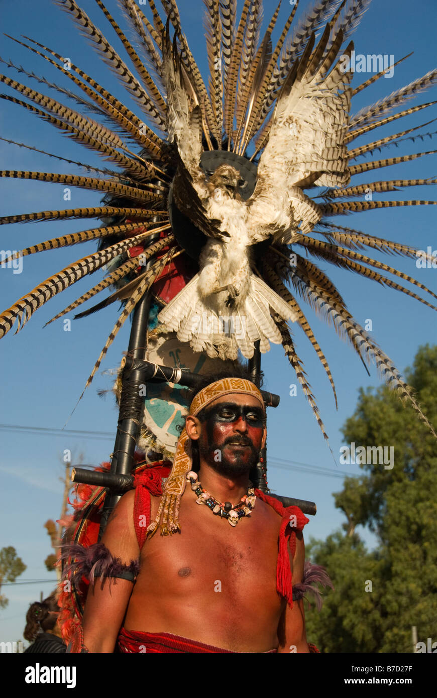 Aztec costume hi-res stock photography and images - Alamy