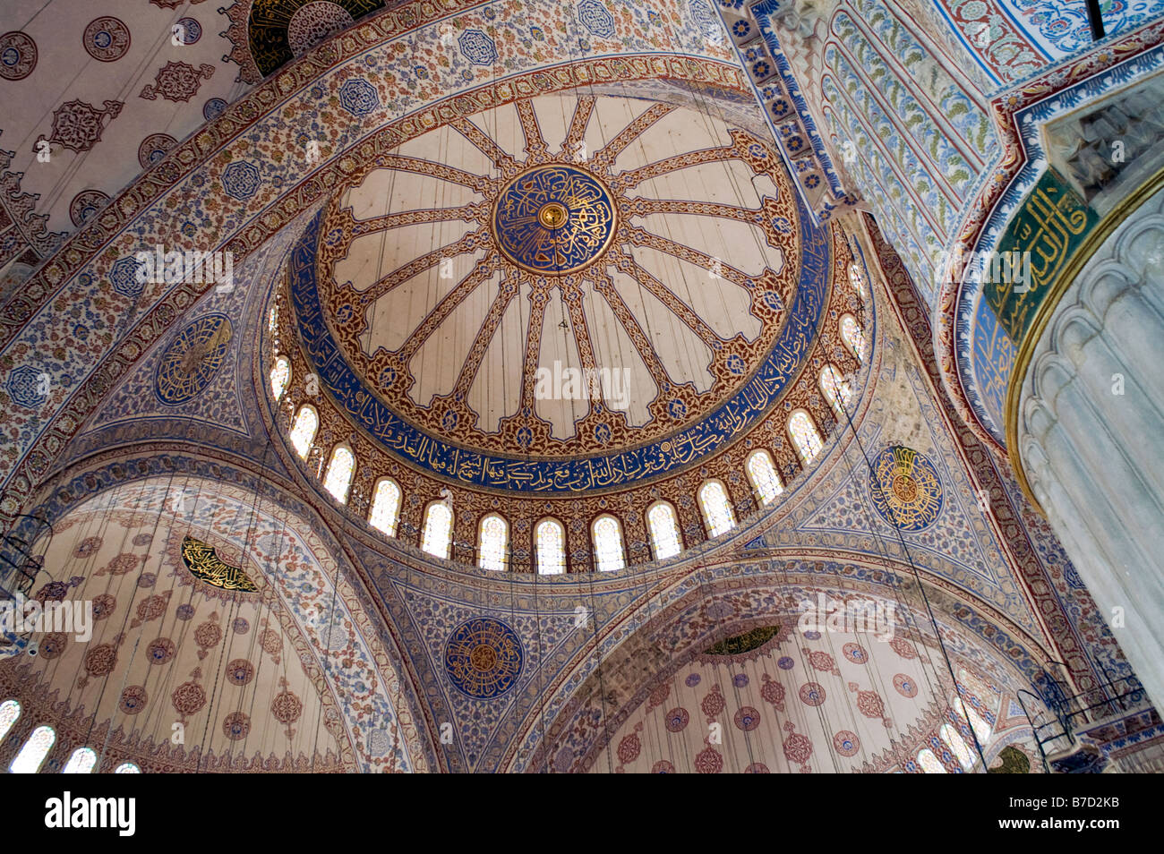 Blue mosque istanbul turkey ceiling hi-res stock photography and images ...