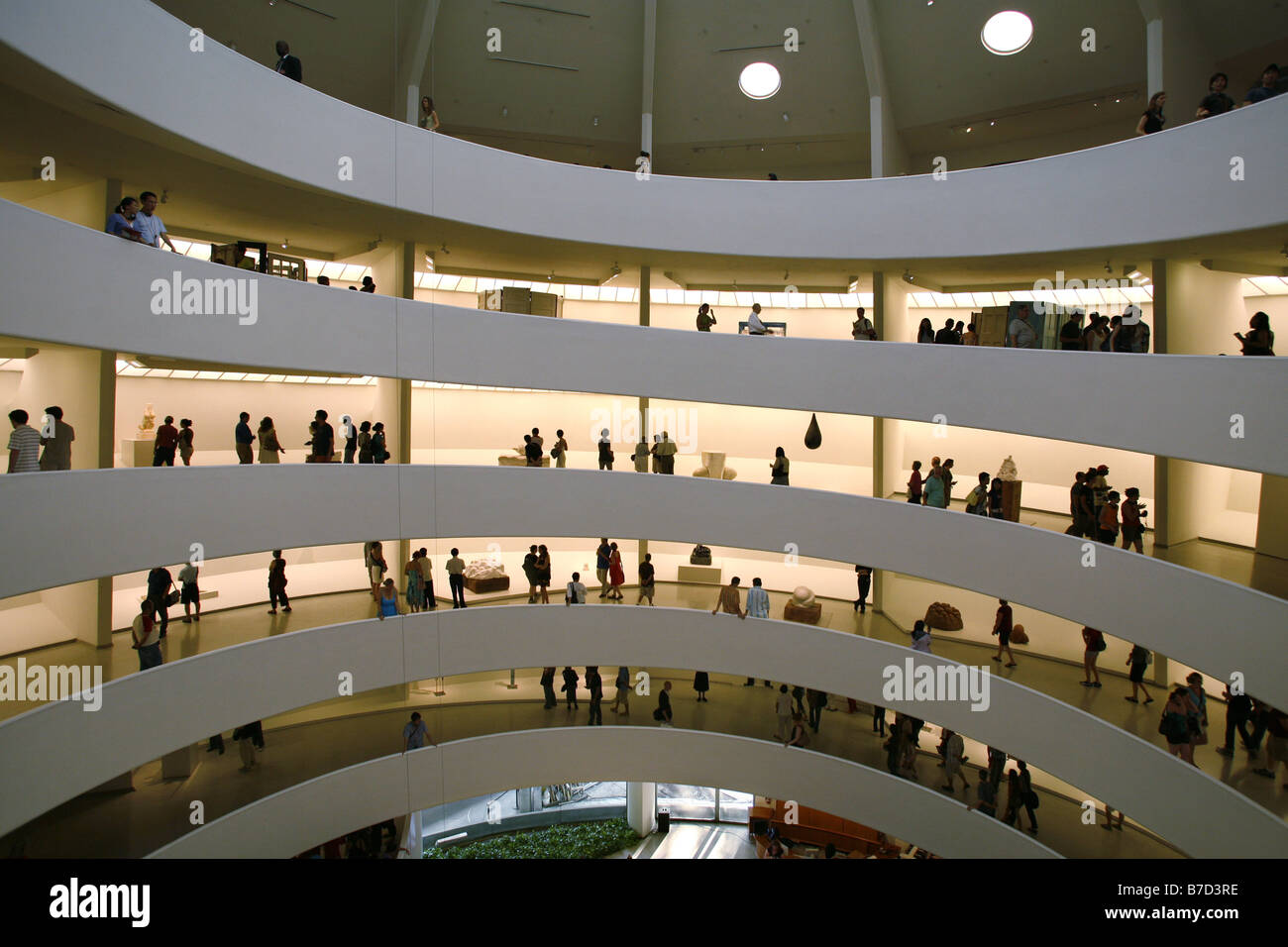 Solomon R. Guggenheim Museum, New York City, USA Stock Photo - Alamy