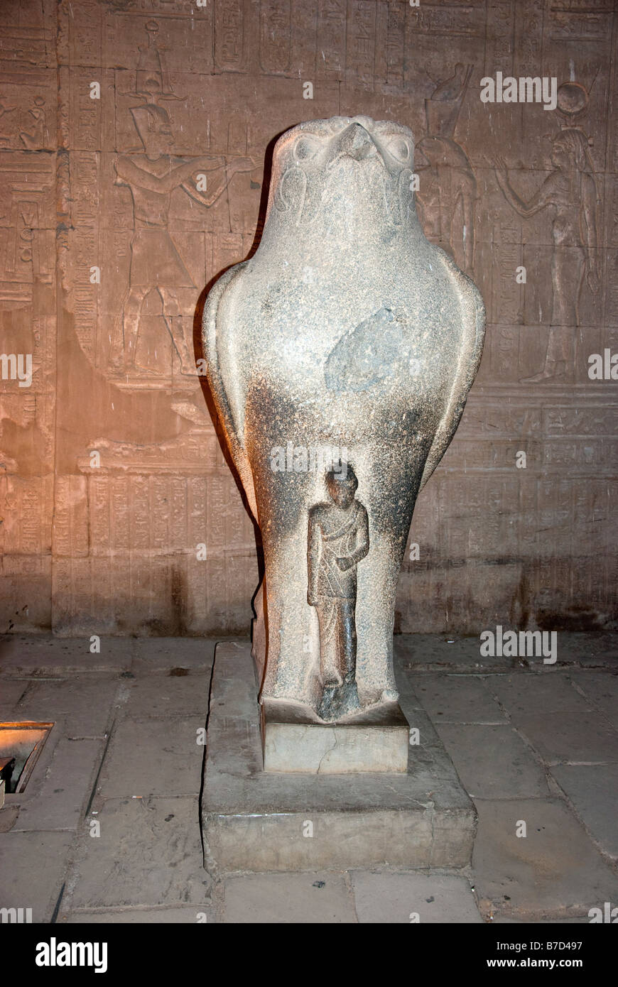 Granite Statue of Horus Edfu Temple Stock Photo - Alamy