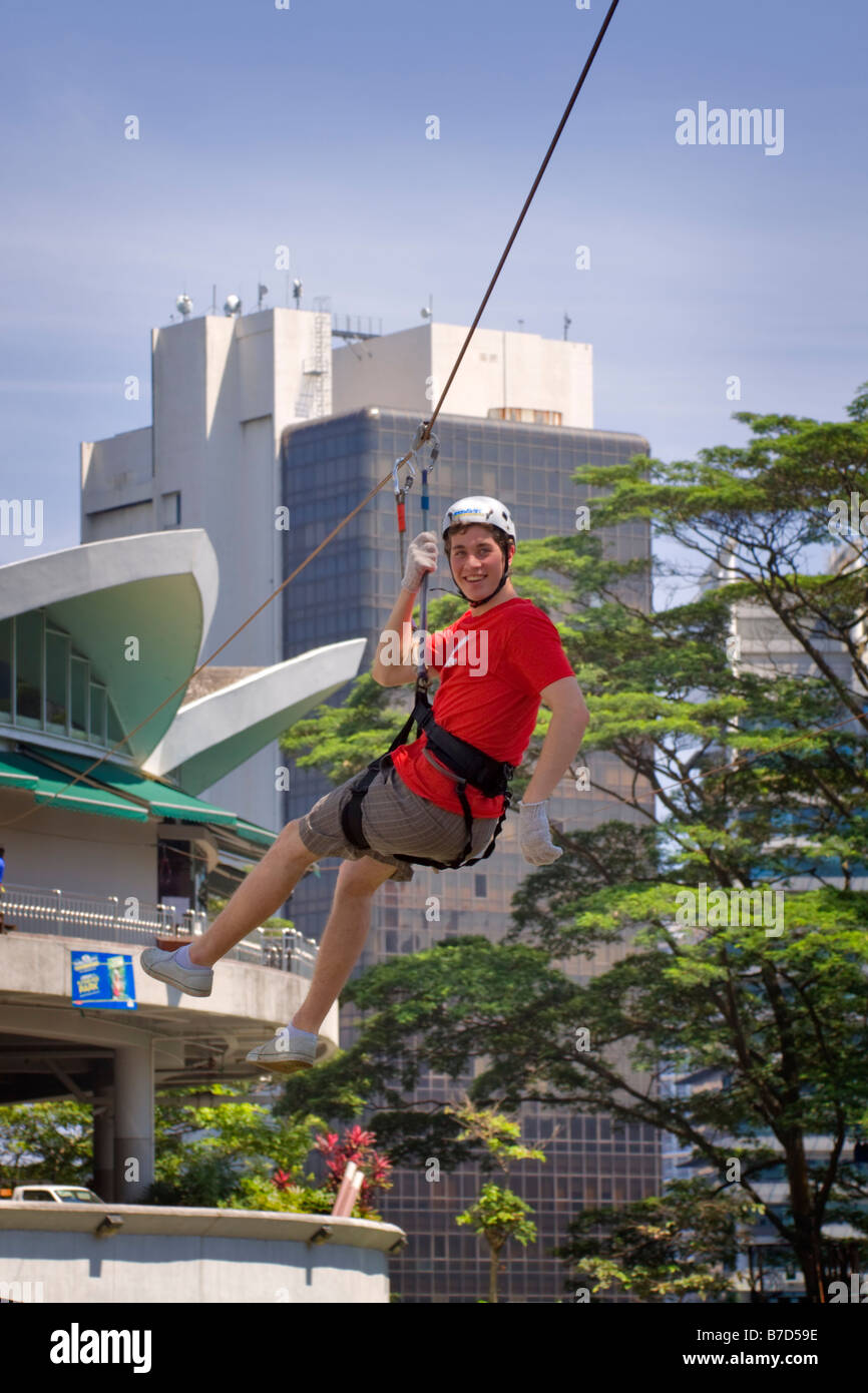 Cable zipline hi-res stock photography and images - Alamy