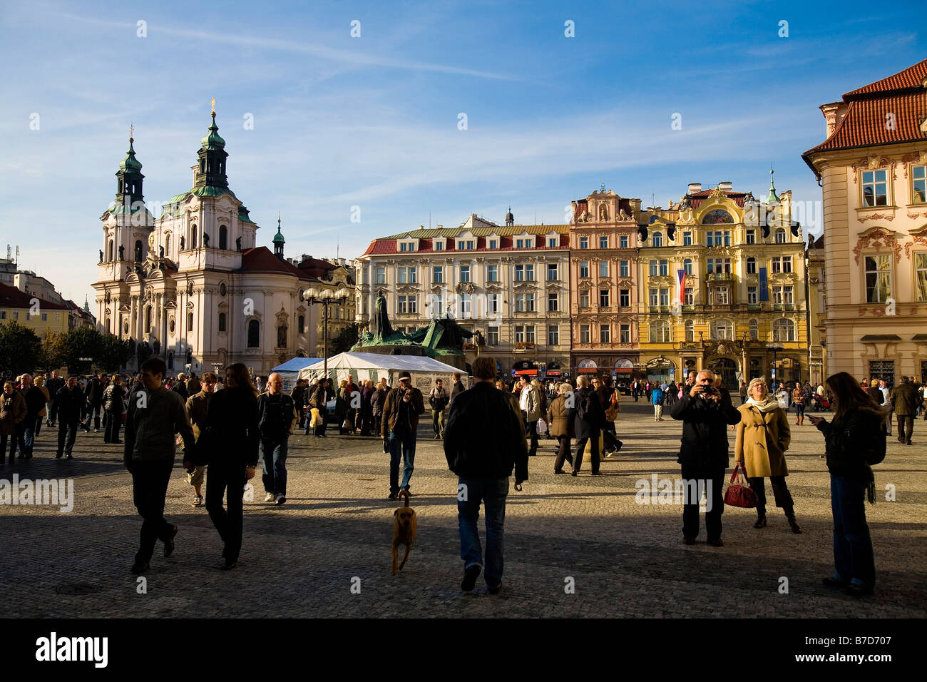 Square Staromestska, St. Nicholas' Church, Old town, Praga, Prague ...