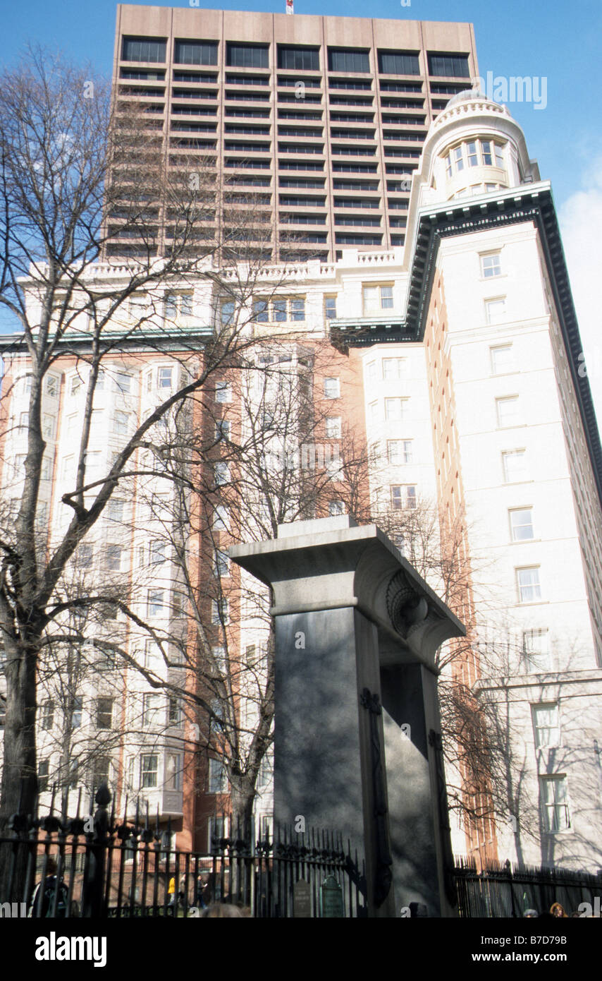 Boston, Mass, gates of the Granary Burial Ground with 73 Tremont Street ...