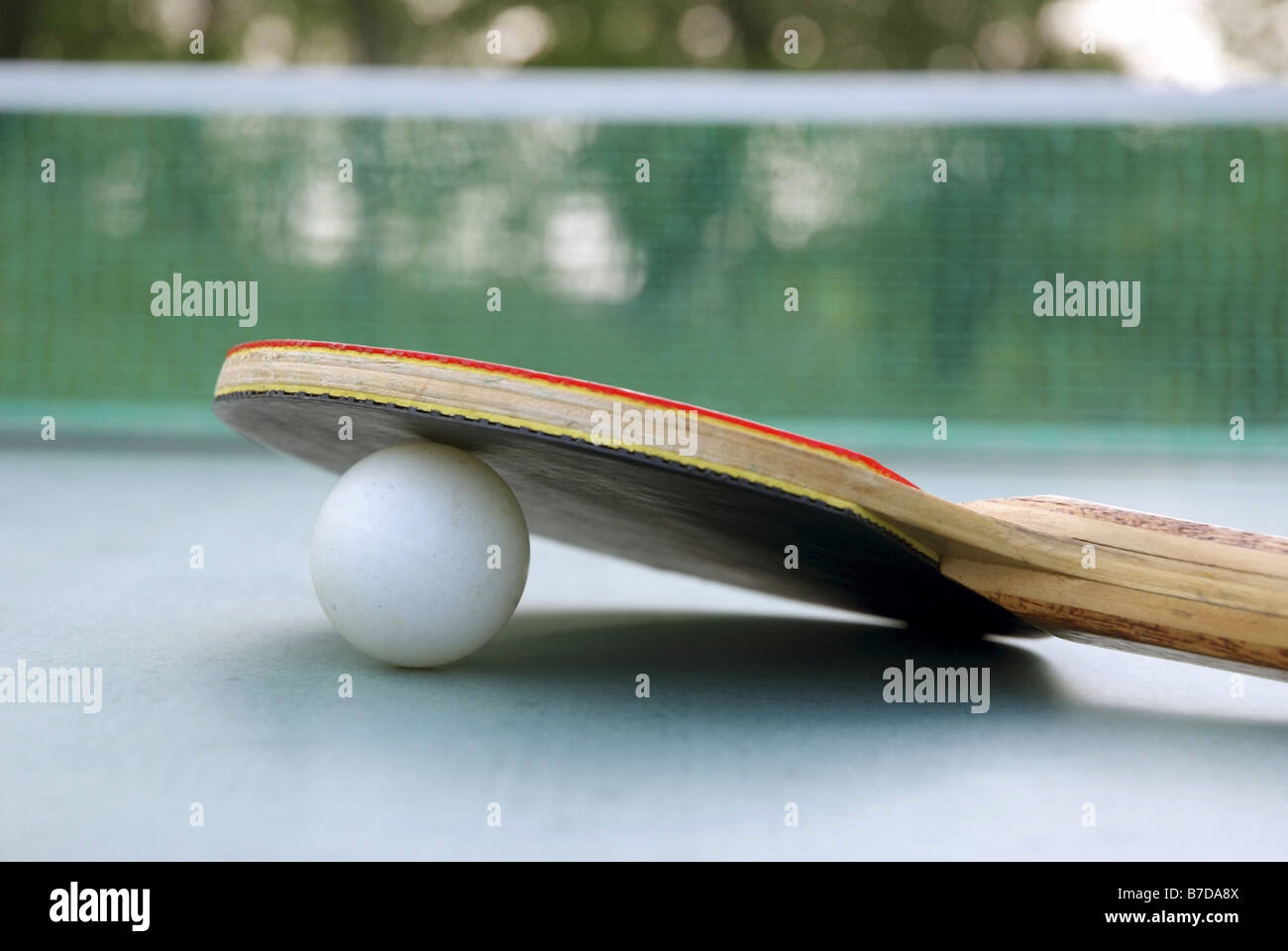 table tennis racket and ball Stock Photo - Alamy