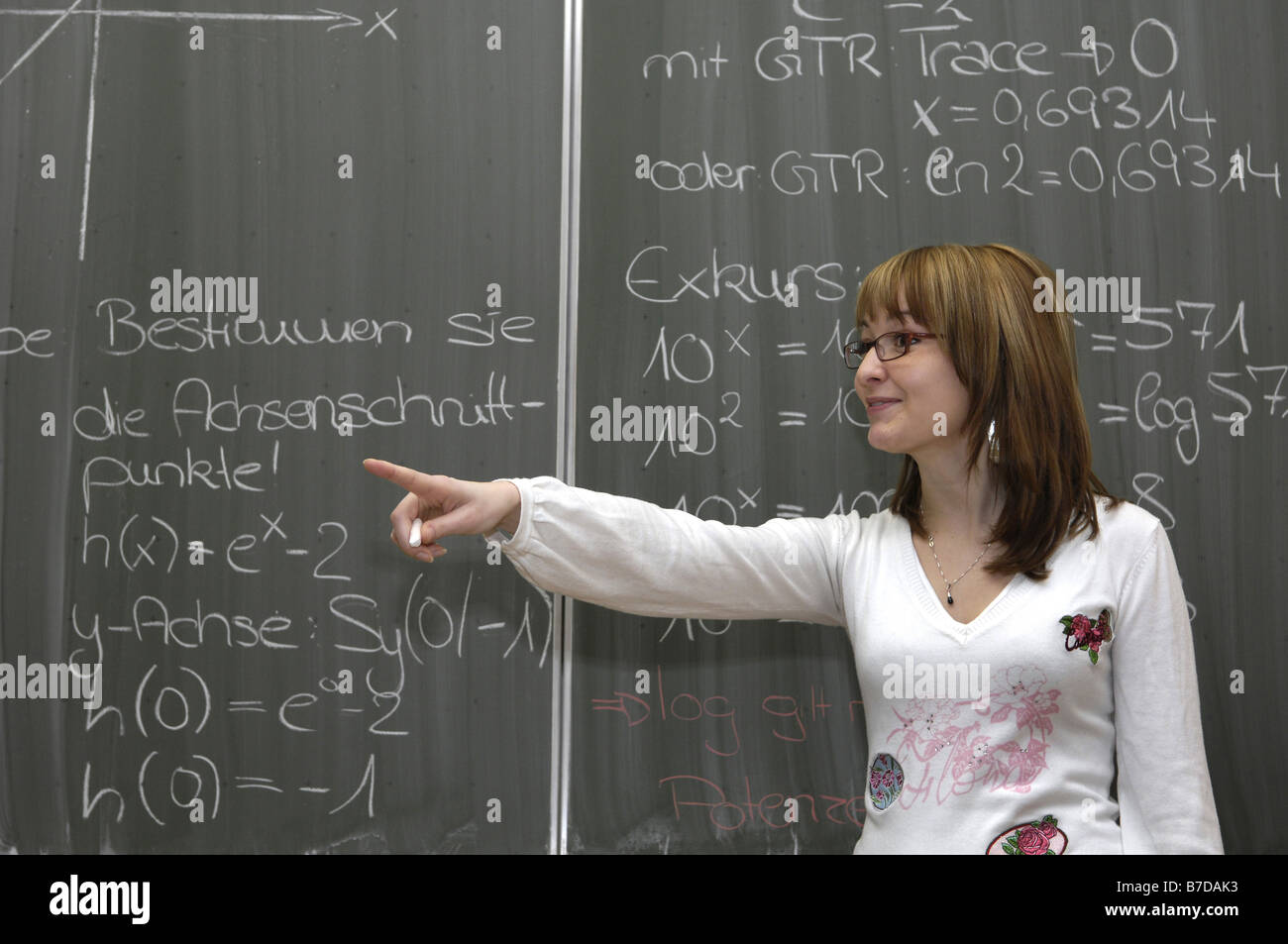 Daily life of working class hi-res stock photography and images - Alamy